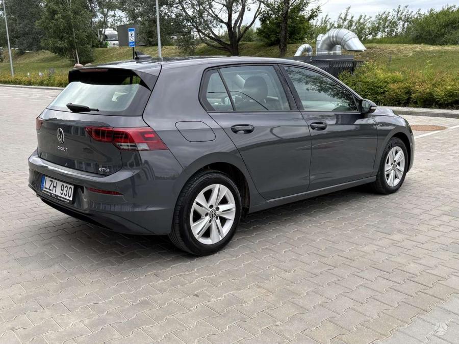 Grey Volkswagen Golf 2021 in Vilnius, with an engine capacity of 1.00 L and mileage of 93 thousand km for 15900 €, photo 6 on AUTOMOTO.COM.LV