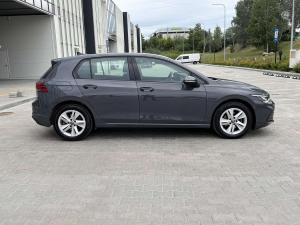 Grey Volkswagen Golf 2021 in Vilnius, with an engine capacity of 1.00 L and mileage of 93 thousand km for 15900 €, photo 7 on AUTOMOTO.COM.LV