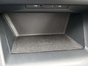 Grey Volkswagen Golf 2021 in Vilnius, with an engine capacity of 1.00 L and mileage of 93 thousand km for 15900 €, photo 16 on AUTOMOTO.COM.LV