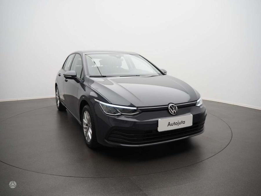 Pelēks Volkswagen Golf 2021 Viļņa, ar dzinēja tilpumu 1.00 L un nobraukumu 142 tūkst. km par 16000 €, foto 4 vietnē AUTOMOTO.COM.LV