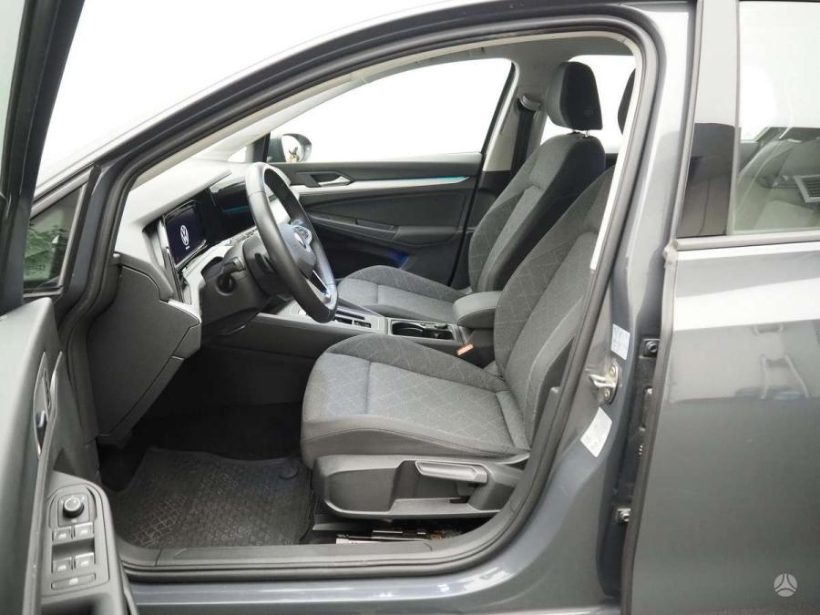 Pelēks Volkswagen Golf 2021 Viļņa, ar dzinēja tilpumu 1.00 L un nobraukumu 142 tūkst. km par 16000 €, foto 9 vietnē AUTOMOTO.COM.LV