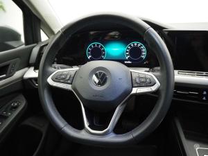 Pelēks Volkswagen Golf 2021 Viļņa, ar dzinēja tilpumu 1.00 L un nobraukumu 142 tūkst. km par 16000 €, foto 21 vietnē AUTOMOTO.COM.LV