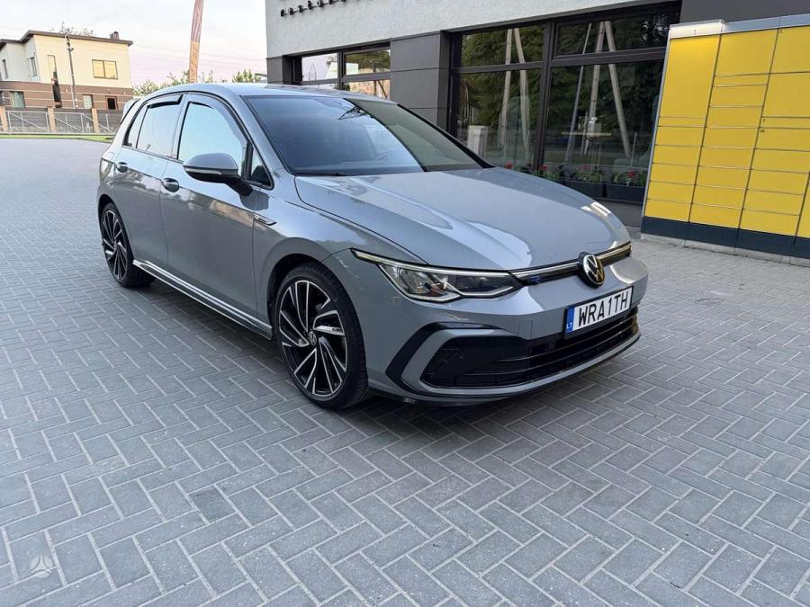Grey Volkswagen Golf 2021 in Kaunas, with an engine capacity of 1.00 L and mileage of 119 thousand km for 13900 €, photo 6 on AUTOMOTO.COM.LV