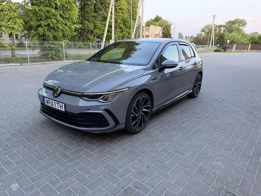 Grey Volkswagen Golf 2021 in Kaunas, with an engine capacity of 1.00 L and mileage of 119 thousand km for 13900 €, photo 9 on AUTOMOTO.COM.LV