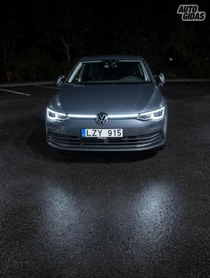 Grey Volkswagen Golf 2021 in Kaunas, with an engine capacity of 1.50 L and mileage of 154 thousand km for 17500 €, photo 10 on AUTOMOTO.COM.LV