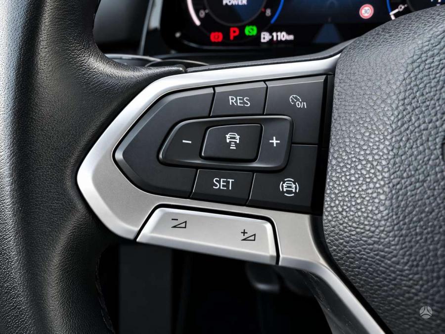 Pelēks Volkswagen Golf 2021 Viļņa, ar dzinēja tilpumu 1.00 L un nobraukumu 133 tūkst. km par 14940 €, foto 17 vietnē AUTOMOTO.COM.LV