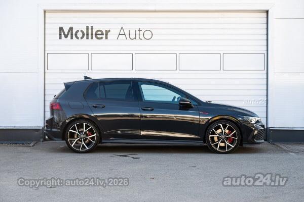 Pelēks Volkswagen Golf 2022 Rīga, ar dzinēja tilpumu 2.00 L un nobraukumu 49 tūkst. km par 30692 €, foto 5 vietnē AUTOMOTO.COM.LV