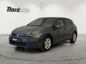 Pelēks Volkswagen Golf 2022 Tallina, ar dzinēja tilpumu 1.00 L un nobraukumu 125 tūkst. km par 16900 €, foto  vietnē AUTOMOTO.COM.LV