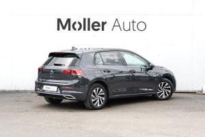 Grey Volkswagen Golf 2022 in Riga, with an engine capacity of 1.40 L and mileage of 112 thousand km for 20450 €, photo 5 on AUTOMOTO.COM.LV