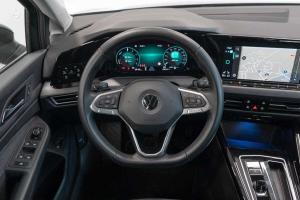 Pelēks Volkswagen Golf 2022 Viļņa, ar dzinēja tilpumu 1.40 L un nobraukumu 104 tūkst. km par 20900 €, foto 10 vietnē AUTOMOTO.COM.LV