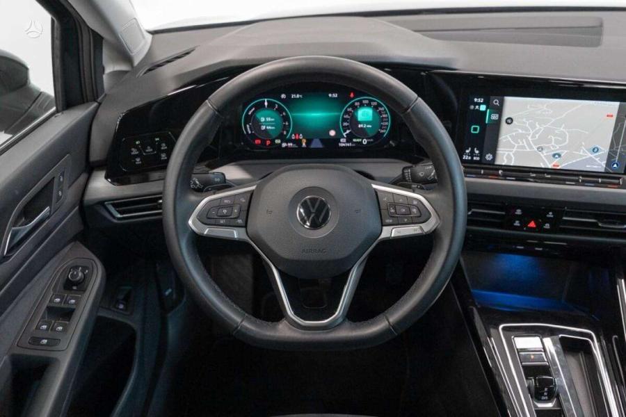 Pelēks Volkswagen Golf 2022 Viļņa, ar dzinēja tilpumu 1.40 L un nobraukumu 104 tūkst. km par 20900 €, foto 10 vietnē AUTOMOTO.COM.LV