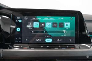 Pelēks Volkswagen Golf 2022 Viļņa, ar dzinēja tilpumu 1.40 L un nobraukumu 104 tūkst. km par 20900 €, foto 19 vietnē AUTOMOTO.COM.LV
