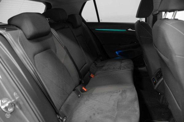 Pelēks Volkswagen Golf 2022 Viļņa, ar dzinēja tilpumu 1.40 L un nobraukumu 71 tūkst. km par 20900 €, foto 7 vietnē AUTOMOTO.COM.LV