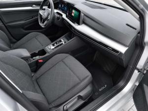Grey Volkswagen Golf 2022 in Vilnius, with an engine capacity of 1.50 L and mileage of 107 thousand km for 17900 €, photo 13 on AUTOMOTO.COM.LV