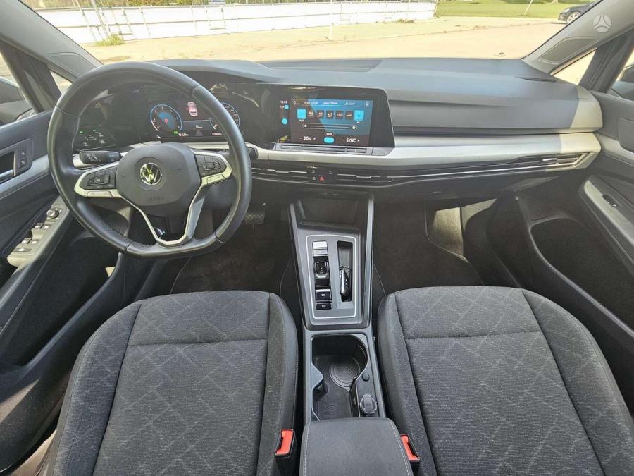 Pelēks Volkswagen Golf 2022 Tauragė, ar dzinēja tilpumu 1.97 L un nobraukumu 175 tūkst. km par 12500 €, foto 10 vietnē AUTOMOTO.COM.LV