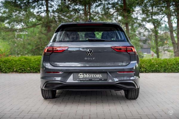 Pelēks Volkswagen Golf 2022 Kauņa, ar dzinēja tilpumu 1.00 L un nobraukumu 56 tūkst. km par 15950 €, foto 10 vietnē AUTOMOTO.COM.LV