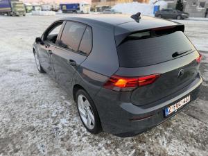 Pelēks Volkswagen Golf 2023 Kauņa, ar dzinēja tilpumu 1.00 L un nobraukumu 29 tūkst. km par 10777 €, foto 20 vietnē AUTOMOTO.COM.LV