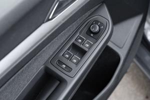 Grey Volkswagen Golf 2023 in Riga, with an engine capacity of 1.50 L and mileage of 76 thousand km for 19900 €, photo 17 on AUTOMOTO.COM.LV