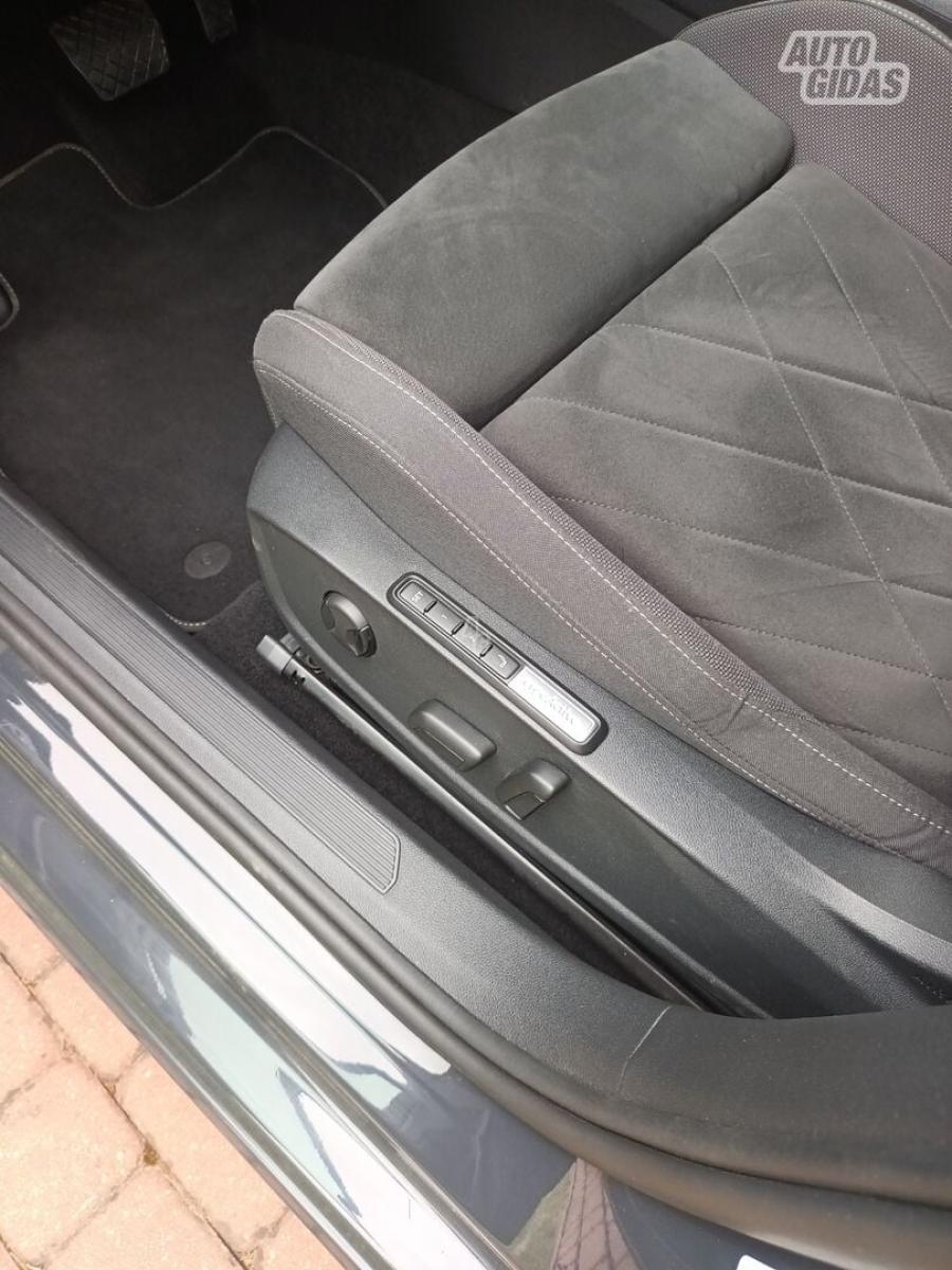 Grey Volkswagen Golf 2023 in Marijampole, with an engine capacity of 1.50 L and mileage of 13 thousand km for 18500 €, photo 13 on AUTOMOTO.COM.LV