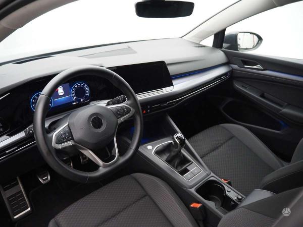Grey Volkswagen Golf 2023 in Vilnius, with an engine capacity of 1.50 L and mileage of 72 thousand km for 17800 €, photo 10 on AUTOMOTO.COM.LV