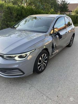 Grey Volkswagen Golf 2023 in Prienai, with an engine capacity of 1.97 L and mileage of 103 thousand km for 11500 €, photo 9 on AUTOMOTO.COM.LV