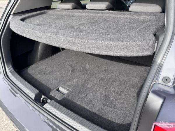Pelēks Volkswagen Golf 2023 Avižieniai, ar dzinēja tilpumu 1.00 L un nobraukumu 68 tūkst. km par 15750 €, foto 10 vietnē AUTOMOTO.COM.LV