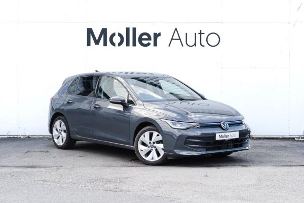 Grey Volkswagen Golf 2024 in Riga, with an engine capacity of 1.50 L and mileage of 34 thousand km for 22900 €, photo 2 on AUTOMOTO.COM.LV