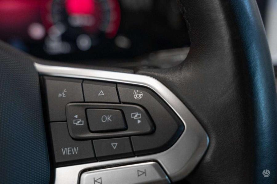 Pelēks Volkswagen Golf 2024 Viļņa, ar dzinēja tilpumu 1.50 L un nobraukumu 129 tūkst. km par 20500 €, foto 11 vietnē AUTOMOTO.COM.LV