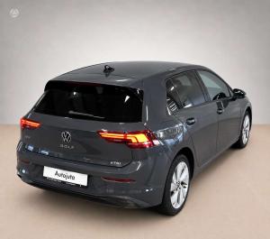 Grey Volkswagen Golf 2024 in Kaunas, with an engine capacity of 1.50 L and mileage of 104 thousand km for 18900 €, photo 6 on AUTOMOTO.COM.LV