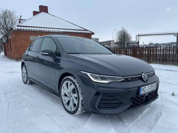 Pelēks Volkswagen Golf 2025 Marijampole, ar dzinēja tilpumu 1.50 L un nobraukumu 2 tūkst. km par 26000 €, foto 1 vietnē AUTOMOTO.COM.LV