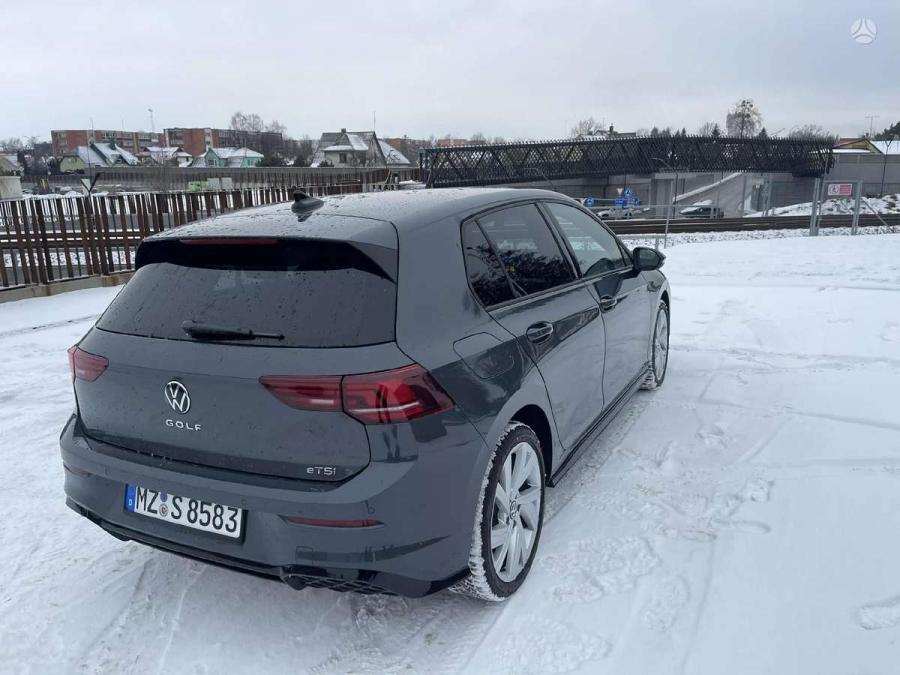 Pelēks Volkswagen Golf 2025 Marijampole, ar dzinēja tilpumu 1.50 L un nobraukumu 2 tūkst. km par 25500 €, foto 6 vietnē AUTOMOTO.COM.LV