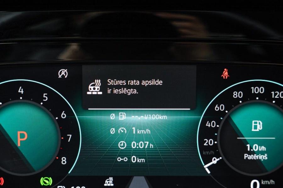 Pelēks Volkswagen Golf 2025 Rīga, ar dzinēja tilpumu 1.00 L un nobraukumu 13 tūkst. km par 24900 €, foto 14 vietnē AUTOMOTO.COM.LV
