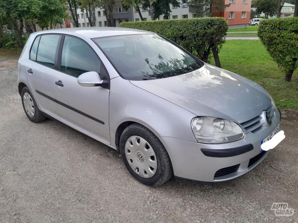 Pelēks Volkswagen Golf 2005 Marijampole, ar dzinēja tilpumu 1.90 L un nobraukumu 394 tūkst. km par 999 €, foto 1 vietnē AUTOMOTO.COM.LV