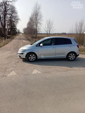 Pelēks Volkswagen Golf 2007 Kazlų Rūda, ar dzinēja tilpumu 2.00 L un nobraukumu 310 tūkst. km par 1999 €, foto 2 vietnē AUTOMOTO.COM.LV