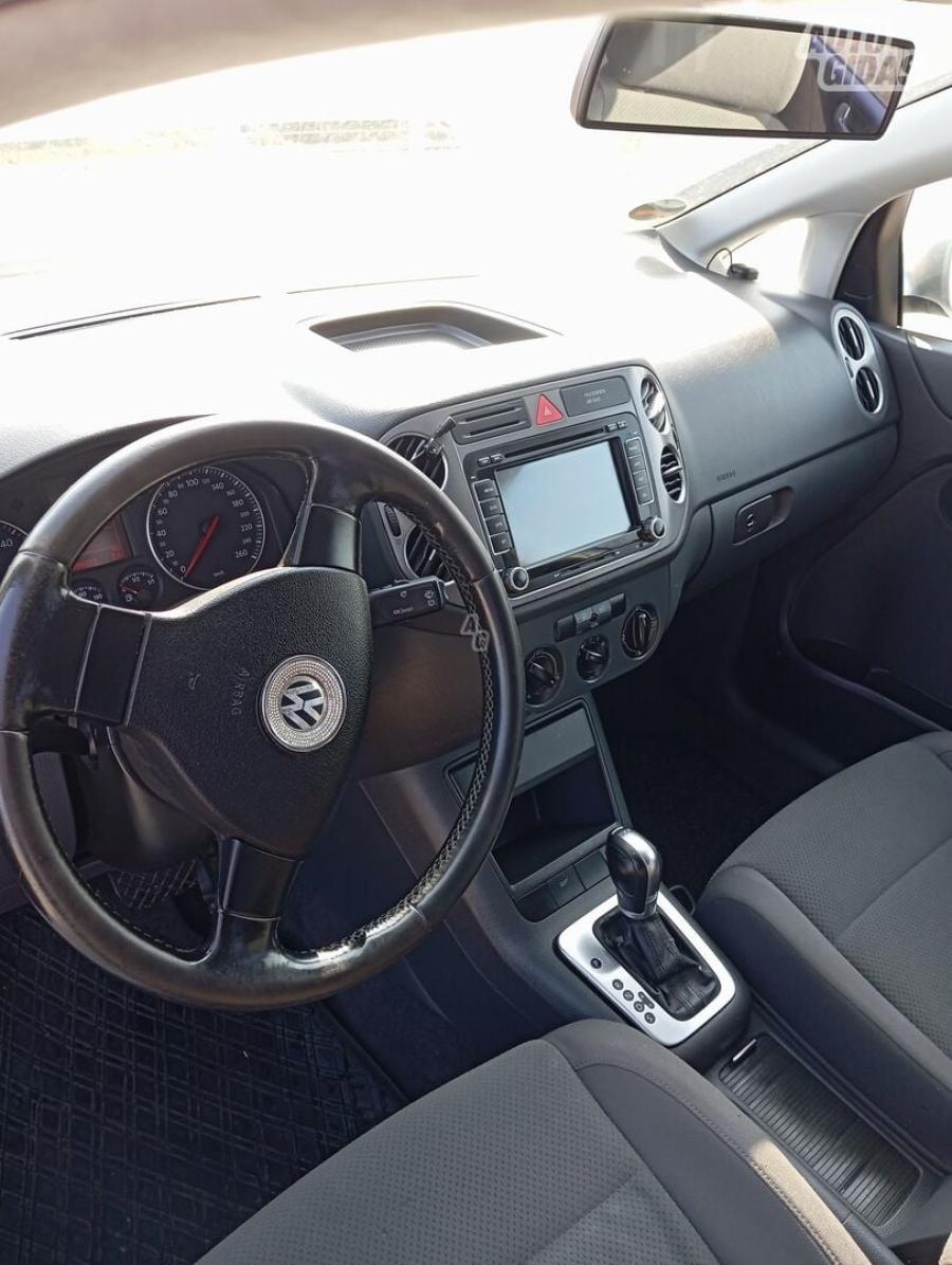Pelēks Volkswagen Golf 2007 Kazlų Rūda, ar dzinēja tilpumu 2.00 L un nobraukumu 310 tūkst. km par 1999 €, foto 9 vietnē AUTOMOTO.COM.LV