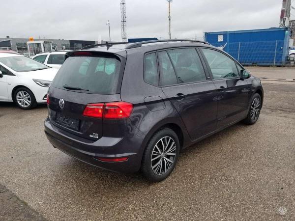 Pelēks Volkswagen Golf 2016 Kauņa, ar dzinēja tilpumu 1.20 L un nobraukumu 213 tūkst. km par 8650 €, foto 6 vietnē AUTOMOTO.COM.LV