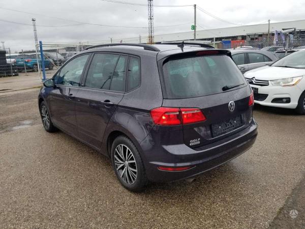 Grey Volkswagen Golf 2016 in Kaunas, with an engine capacity of 1.20 L and mileage of 213 thousand km for 8650 €, photo 8 on AUTOMOTO.COM.LV
