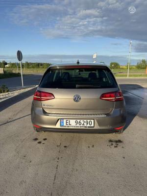 Pelēks Volkswagen Golf 2016 Panevēža, ar dzinēja tilpumu 0.00 L un nobraukumu 204 tūkst. km par 4600 €, foto 9 vietnē AUTOMOTO.COM.LV