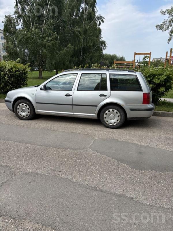 Pelēks Volkswagen Golf 2006 Bauska, ar dzinēja tilpumu 1.90 L un nobraukumu 370 tūkst. km par 1000 €, foto 3 vietnē AUTOMOTO.COM.LV