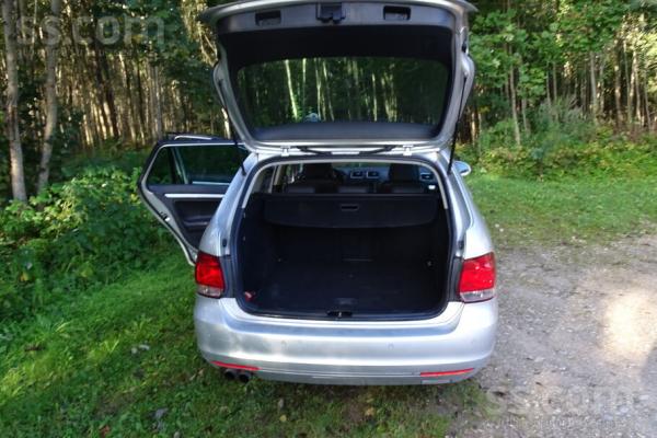 Grey Volkswagen Golf 2012 in Madona, with an engine capacity of 2.00 L and mileage of 275 thousand km for 3900 €, photo 9 on AUTOMOTO.COM.LV