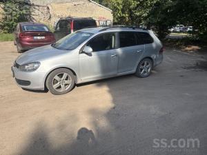 Grey Volkswagen Golf 2013 in Riga, with an engine capacity of 1.60 L and mileage of 323 thousand km for 1350 €, photo  on AUTOMOTO.COM.LV