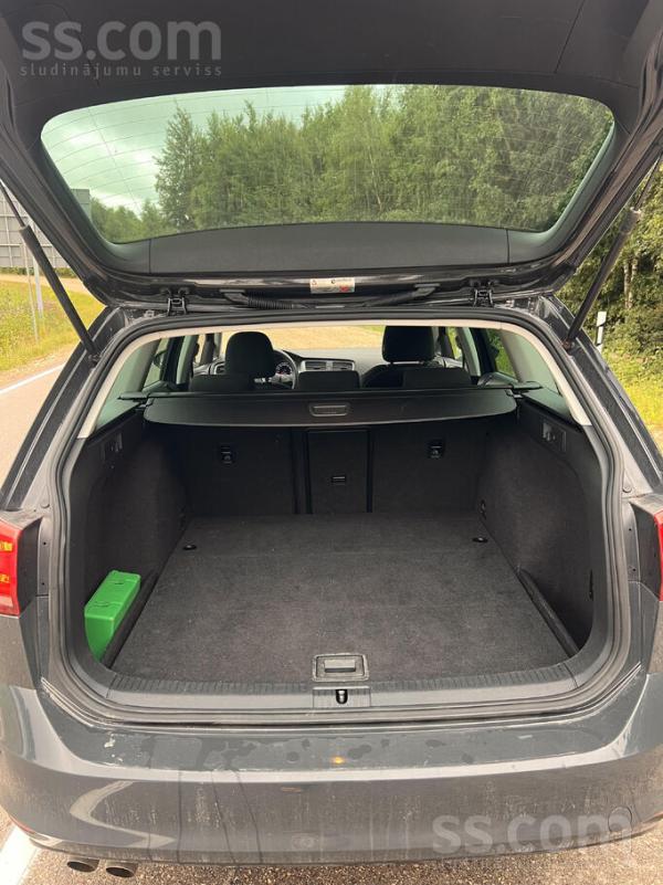 Grey Volkswagen Golf 2016 in Riga, with an engine capacity of 1.60 L and mileage of 258 thousand km for 9300 €, photo 2 on AUTOMOTO.COM.LV