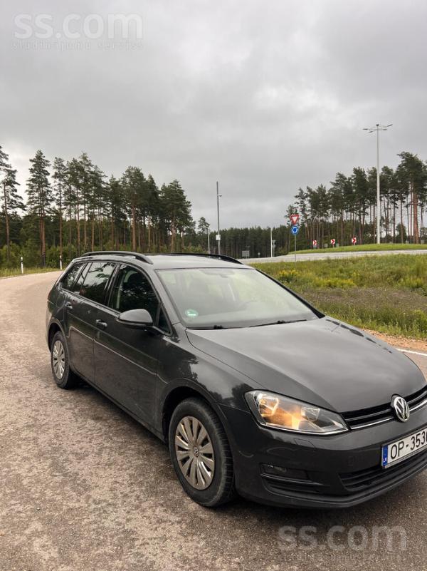 Grey Volkswagen Golf 2016 in Riga, with an engine capacity of 1.60 L and mileage of 258 thousand km for 9300 €, photo 4 on AUTOMOTO.COM.LV