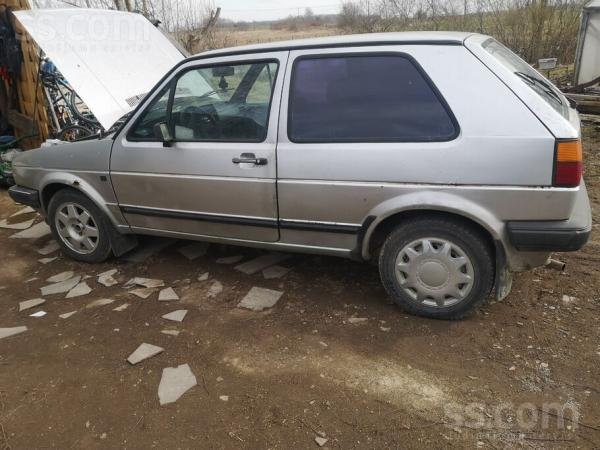 Grey Volkswagen Golf 1987 in Tukums, with an engine capacity of 1.60 L and mileage of 242 thousand km for 600 €, photo 1 on AUTOMOTO.COM.LV