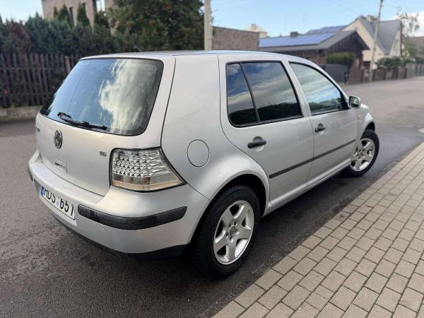 Grey Volkswagen Golf 1998 in Kaunas, with an engine capacity of 1.60 L and mileage of 320 thousand km for 1000 €, photo 7 on AUTOMOTO.COM.LV