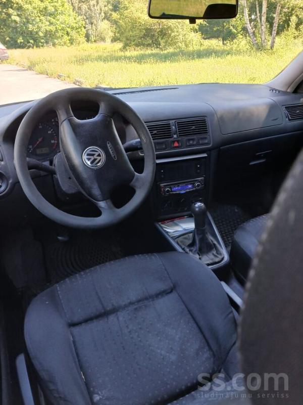 Grey Volkswagen Golf 2000 in Riga, with an engine capacity of 1.90 L and mileage of 607 thousand km for 1000 €, photo 7 on AUTOMOTO.COM.LV