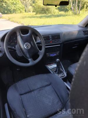 Grey Volkswagen Golf 2000 in Riga, with an engine capacity of 1.90 L and mileage of 607 thousand km for 1000 €, photo 8 on AUTOMOTO.COM.LV
