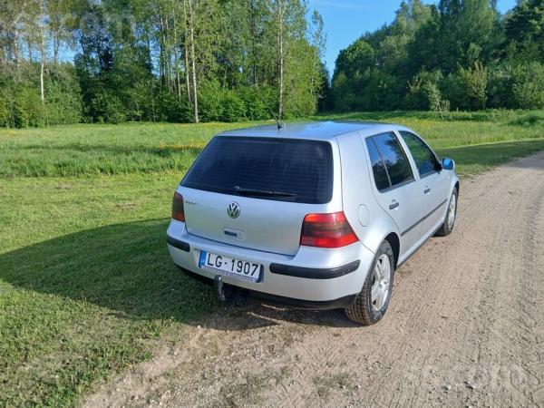 Grey Volkswagen Golf 2001 in Liepaja, with an engine capacity of 1.40 L and mileage of 261 thousand km for 1500 €, photo 2 on AUTOMOTO.COM.LV