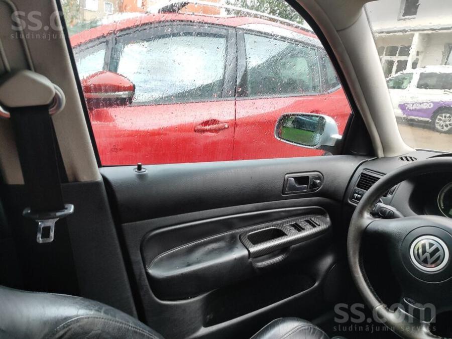 Pelēks Volkswagen Golf 2001 Rīga, ar dzinēja tilpumu 1.90 L un nobraukumu 399 tūkst. km par 1950 €, foto 12 vietnē AUTOMOTO.COM.LV