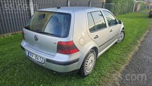 Фольксваген Гольф 2002 в Айзкраукле на AUTOMOTO.COM.LV Серый Фольксваген Гольф 2002 в Айзкраукле, объемом двигателя 1.60 л и пробегом 207 тыс. км за 2200 €, фото 1 на AUTOMOTO.COM.LV